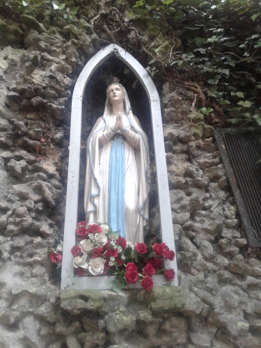 Tielt-Winge (Blereberg) * 26/9/8 – https://lourdesgrotten.wordpress.com