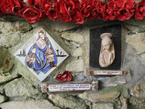 Zuienkerke (Nieuwmunster) * 22/9/8 – https://lourdesgrotten.wordpress.com