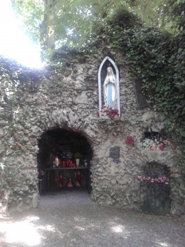 Tielt-Winge (Blereberg) * 26/9/8 – https://lourdesgrotten.wordpress.com