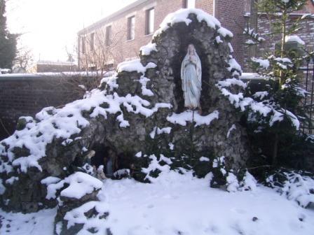 Landen (Waasmont – Pastorie) * 10/1/9 – https://lourdesgrotten.wordpress.com