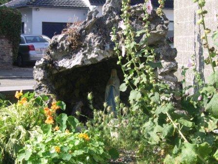 16 augustus 2009 – https://lourdesgrotten.wordpress.com