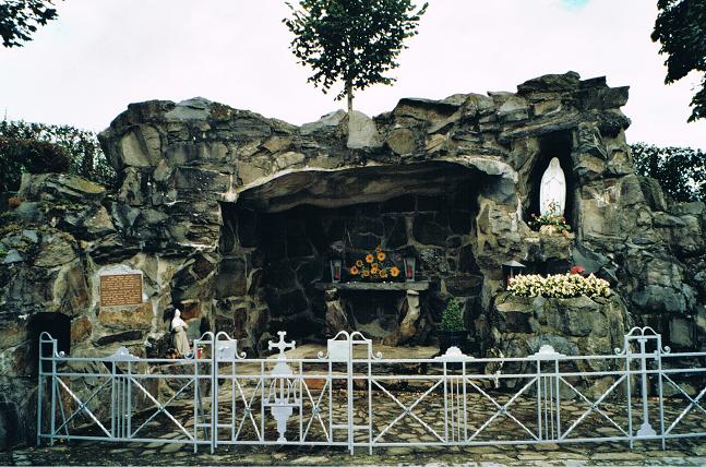 Lielen 5/9/9 – https://lourdesgrotten.wordpress.com