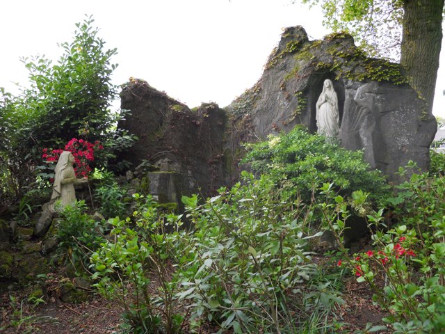 Nederland (Zundert) * 27/4/10 – https://lourdesgrotten.wordpress.com