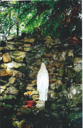 Ravels (Weelde – Prinsenlaan 95) 13/12/14 – https://lourdesgrotten.wordpress.com