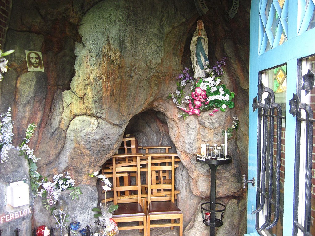 17 april 2018 – https://lourdesgrotten.wordpress.com