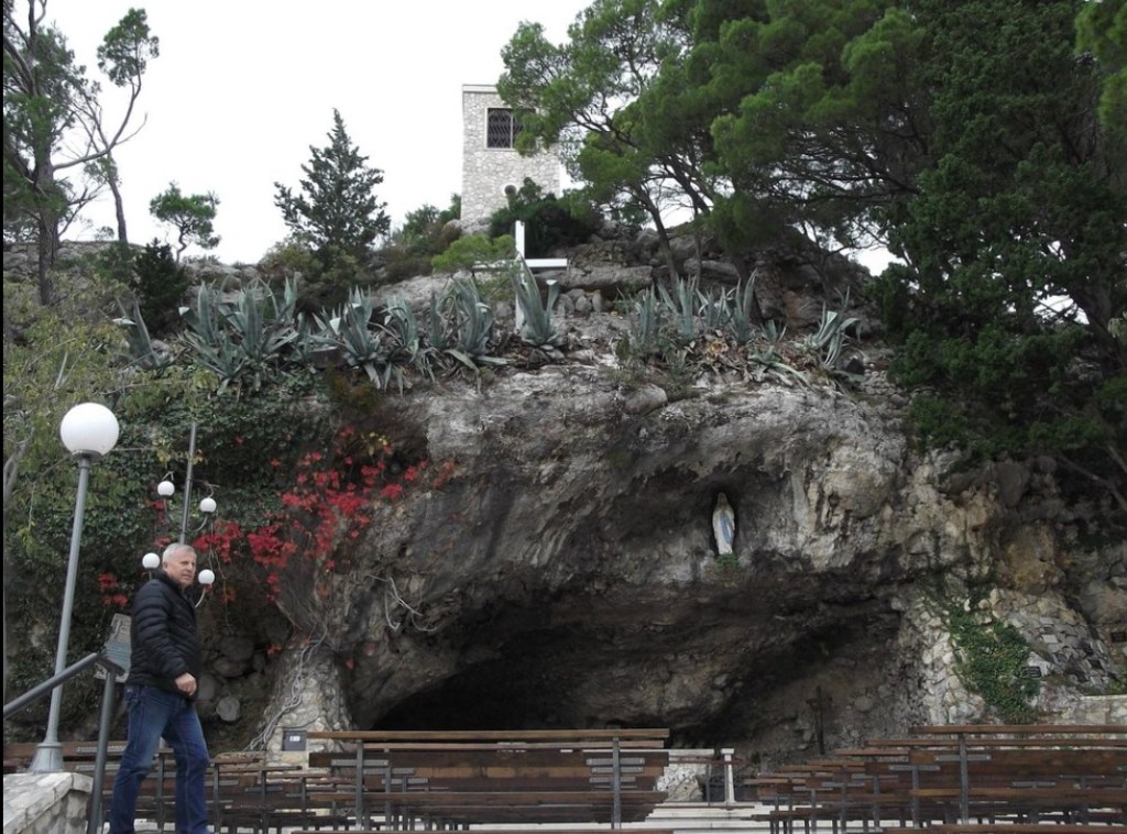 29 april 2018 – https://lourdesgrotten.wordpress.com