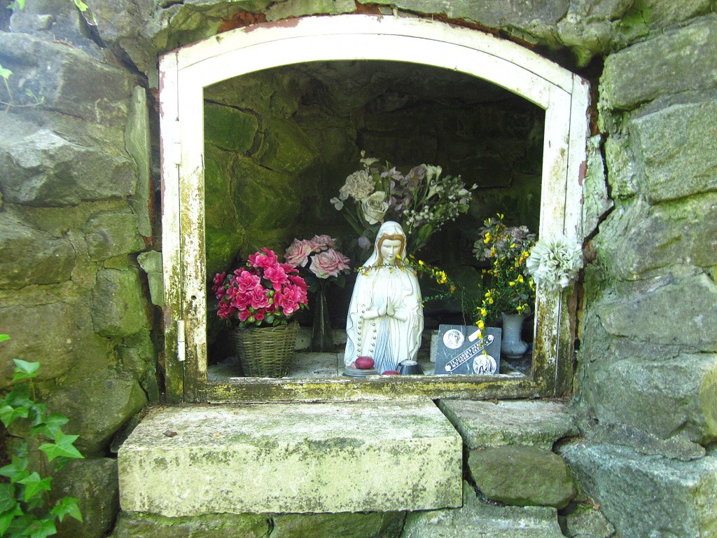 Antwerpen – https://lourdesgrotten.wordpress.com