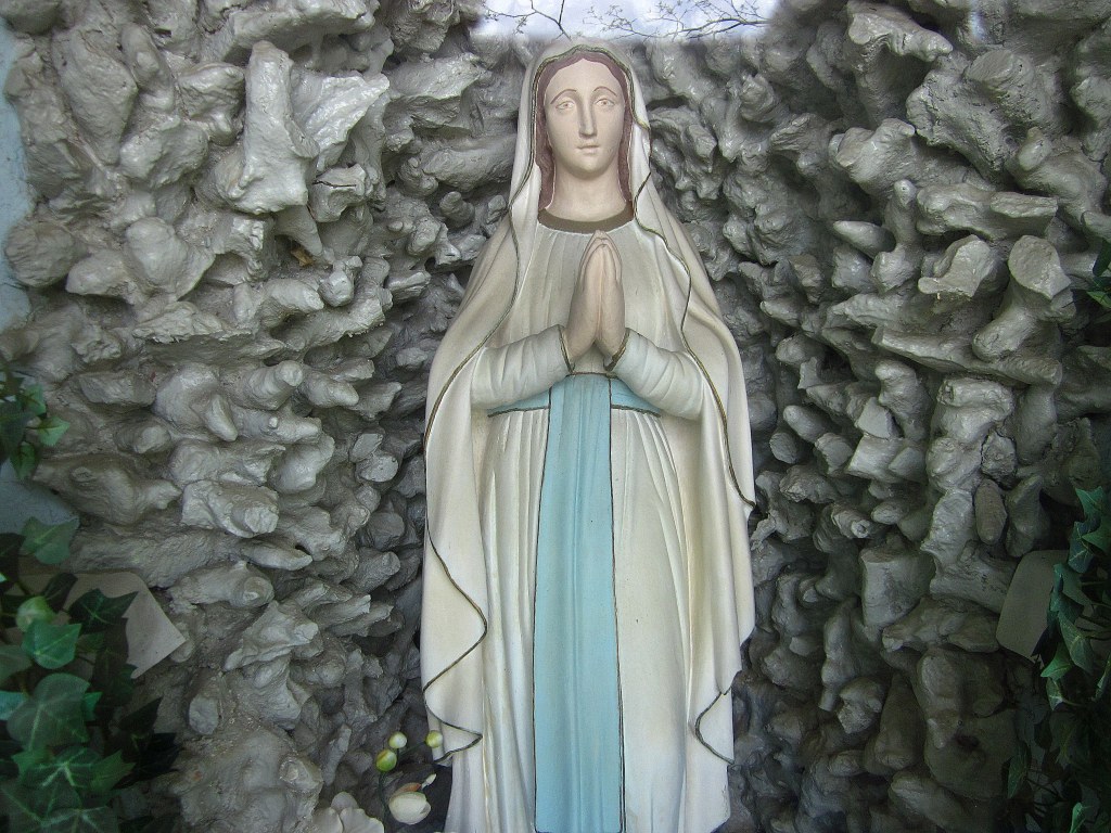 28 april 2019 – https://lourdesgrotten.wordpress.com