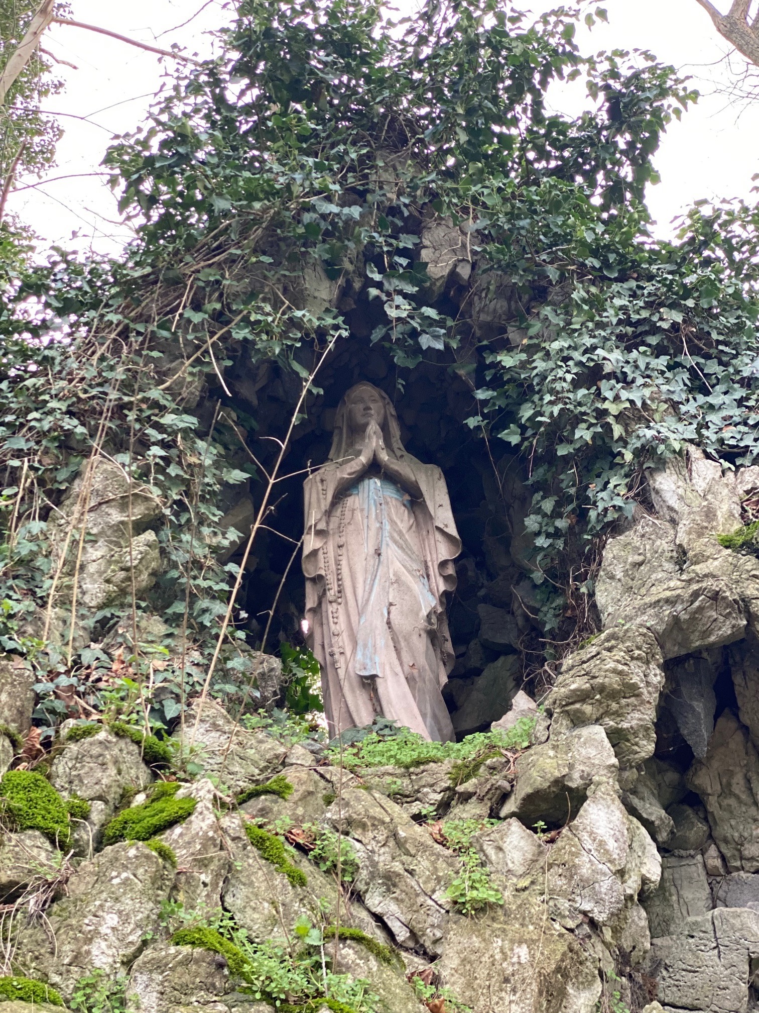 Frasnes-Lez-Anvaing (Rue du Plit) 16/7/23 – https://lourdesgrotten.wordpress.com