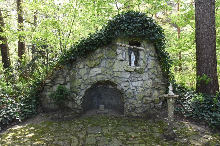 Antwerpen – https://lourdesgrotten.wordpress.com